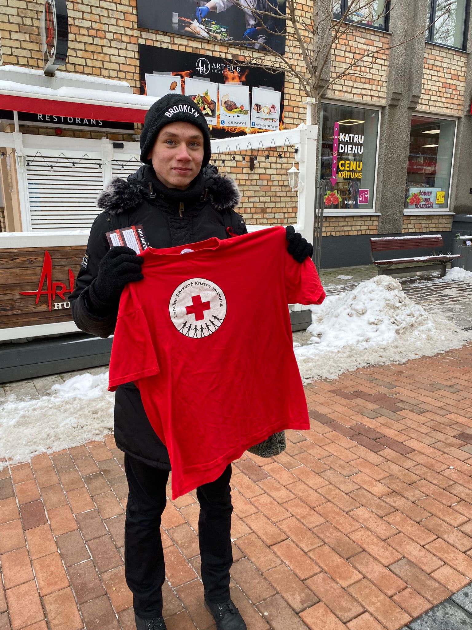 LSK Jaunatne piedalās Starptautiskās AIDS dienas atzīmēšanā Latvijas ...