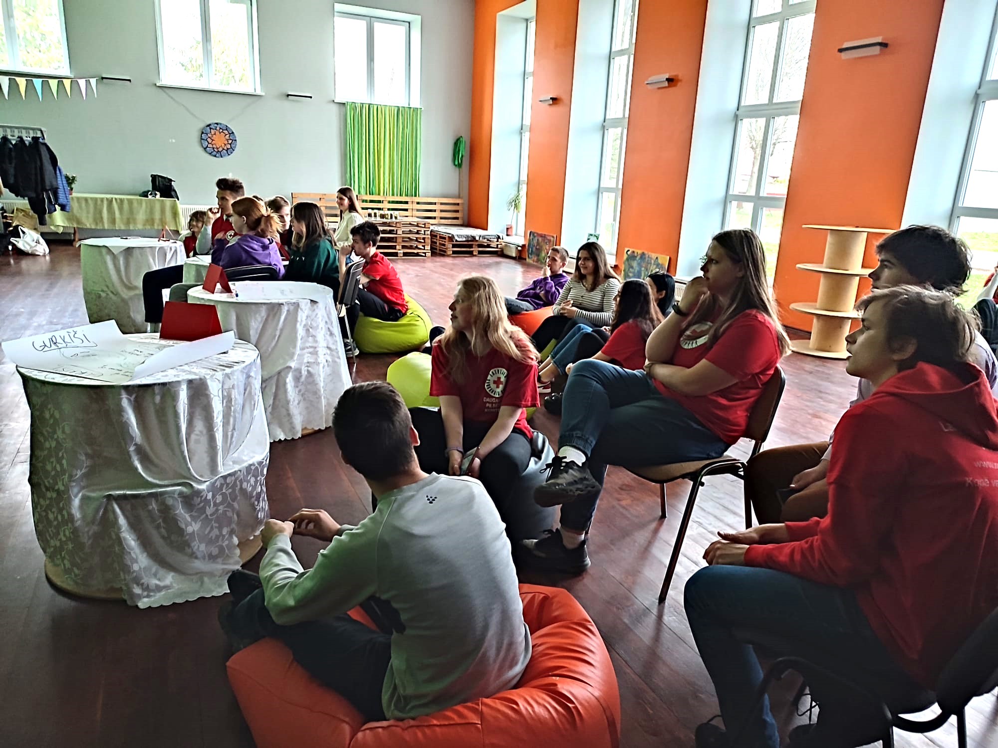 Ilūkstē norisinājies Latvijas Sarkanā Krusta Jaunatnes sadraudzības ...